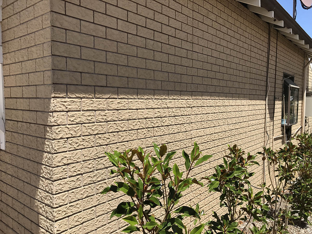 Imitation brick asbestos cement cladding - Asbestos Product Guide