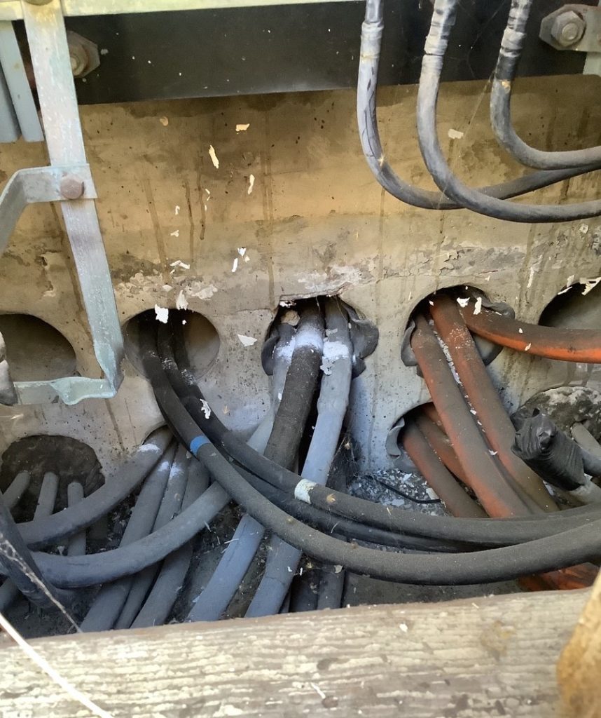 Asbestos cement conduit for electrical and telecommunication cables ...