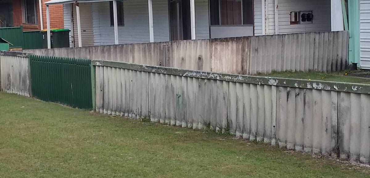 Asbestos cement fencing and screen panelling - Asbestos Product Guide