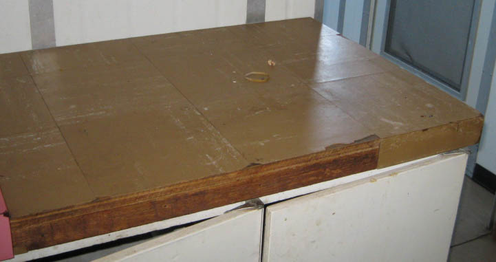 Vinyl flooring and tiles with asbestos - Asbestos Product Guide