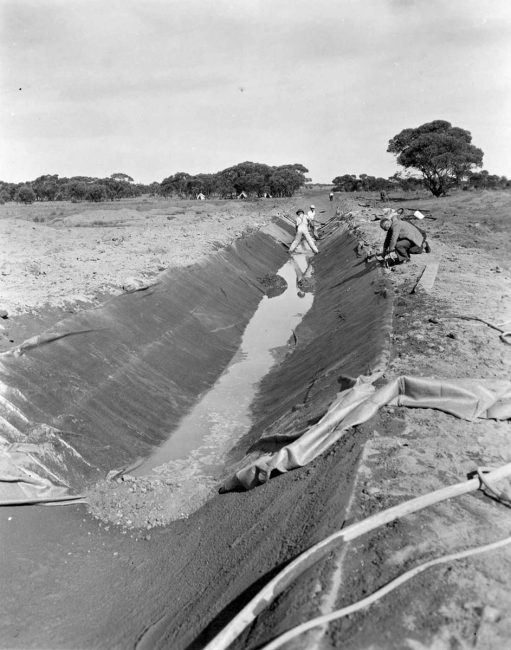 Bituminous felt for rural water supply and drainage applications ...