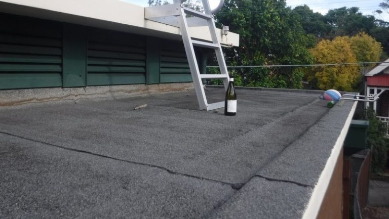 Bituminous membrane sarking (asbestos roofing felt) - Asbestos Product ...