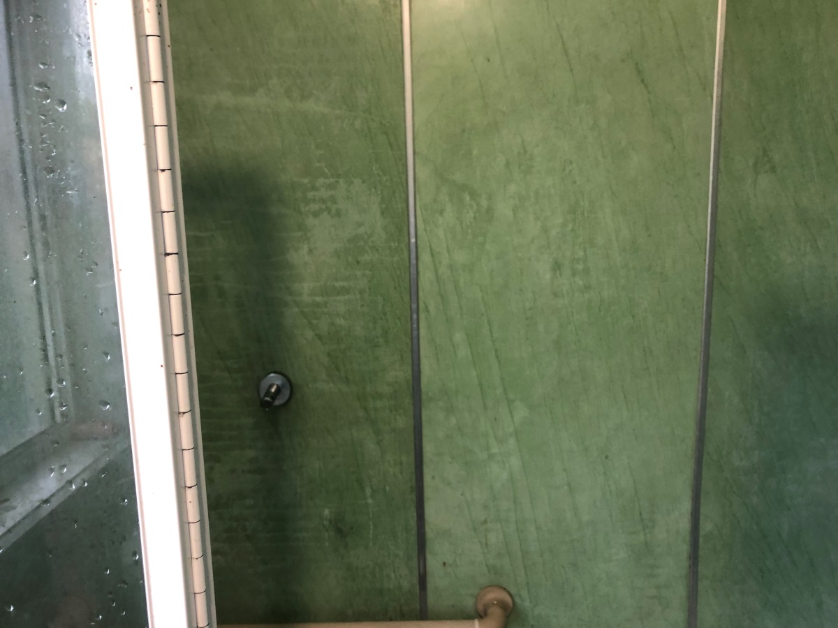 Laminated asbestos cement sheeting for interior wet areas - Asbestos ...