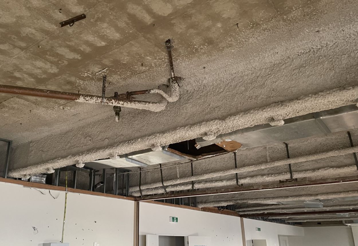 Sprayed coatings of asbestos contaminated vermiculite - Asbestos Product Guide