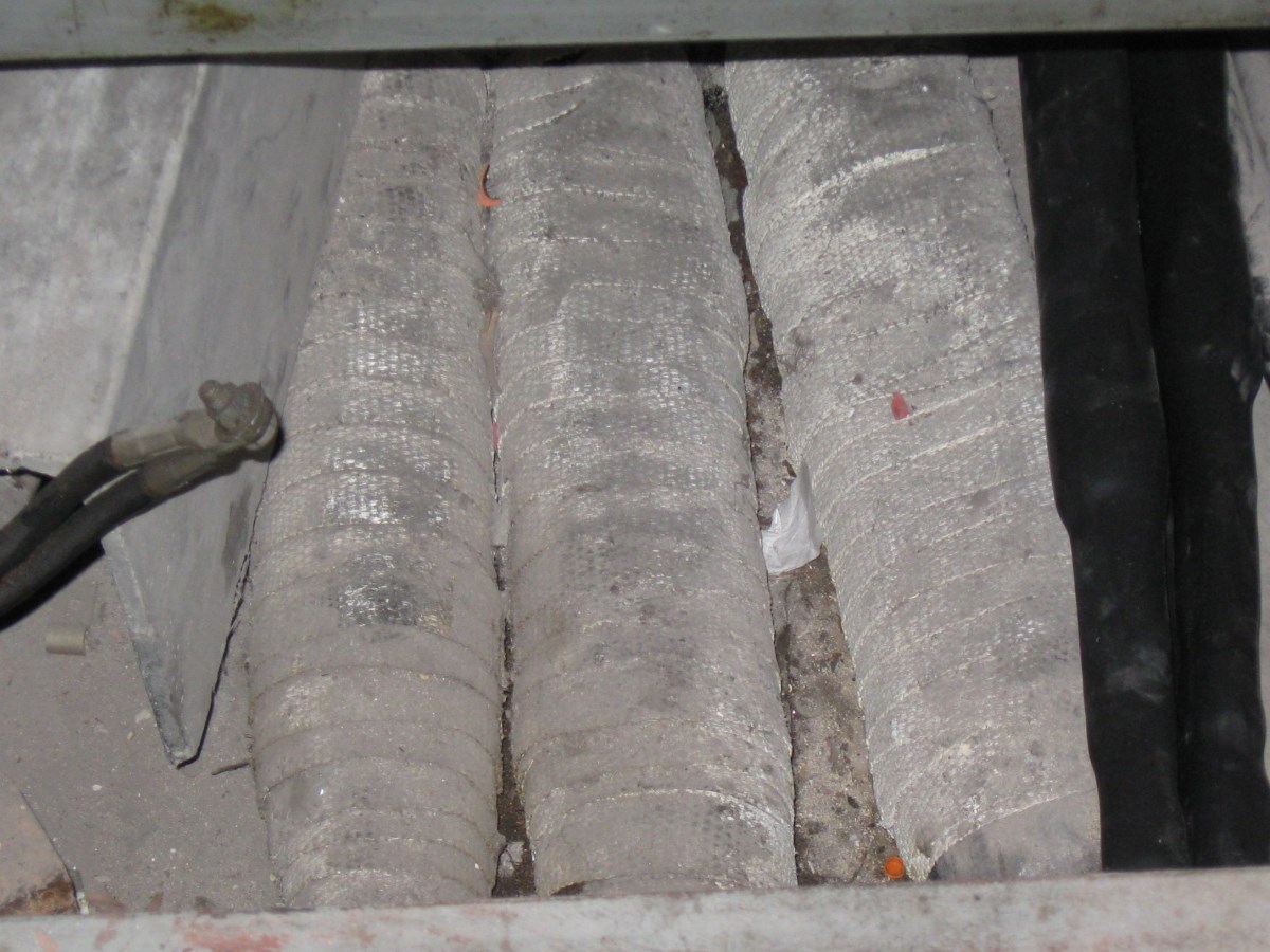 Woven asbestos textile for insulation - Asbestos Product Guide